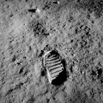 "One Small Step for Man" or "One Small Step for a Man"- What Did Neil ...