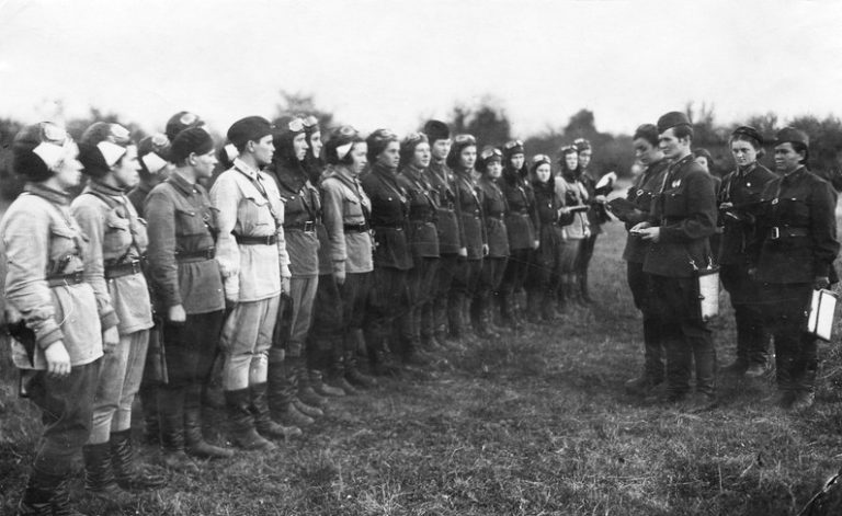 The Badass WWII Squadron of Female Pilots Known as the Night Witches